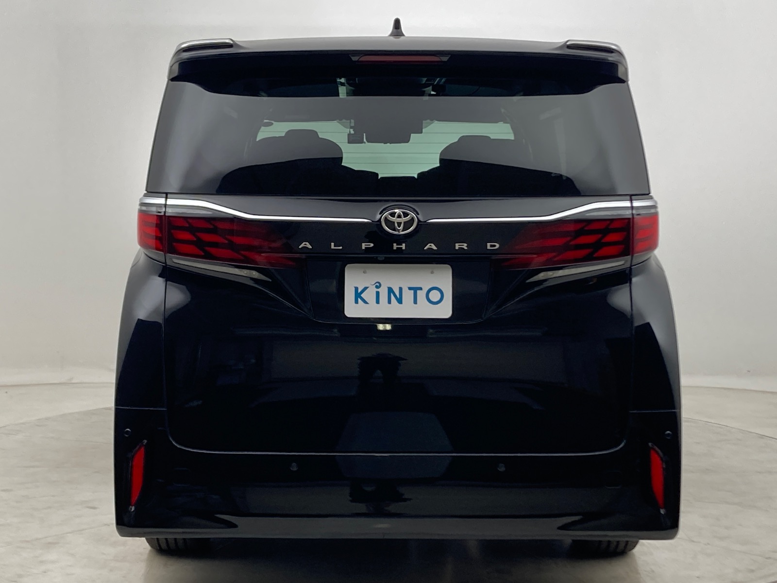 トヨタ アルファード Z GAS 2.5L 2WD(7人乗り) ガソリン 2023年式 ブラック [2413]の詳細｜【KINTO ONE(中古車)】トヨタの中古車サブスク（フルサービスリース）