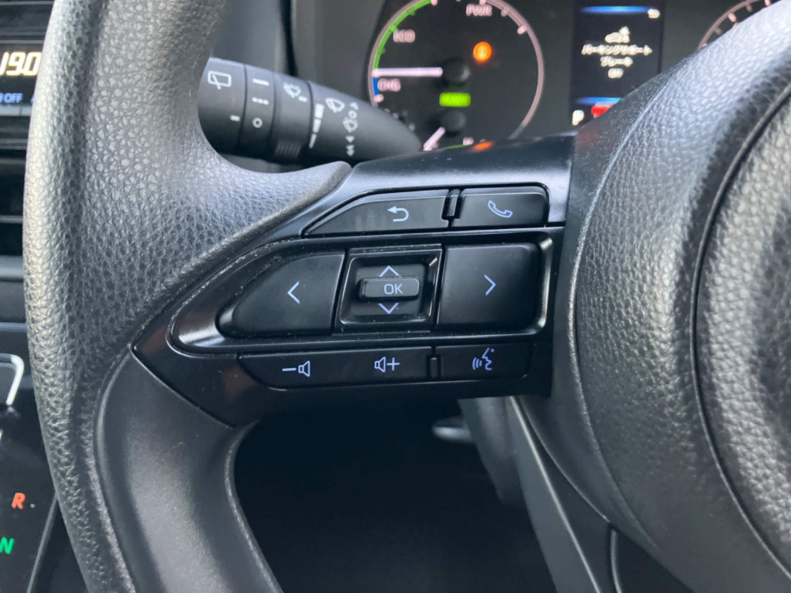 トヨタ シエンタ G HEV 1.5L 2WD(5人乗り) ハイブリッド 2024年式 ベージュ [2123]の詳細｜【KINTO ONE(中古車)】トヨタの中古車サブスク（フルサービスリース）