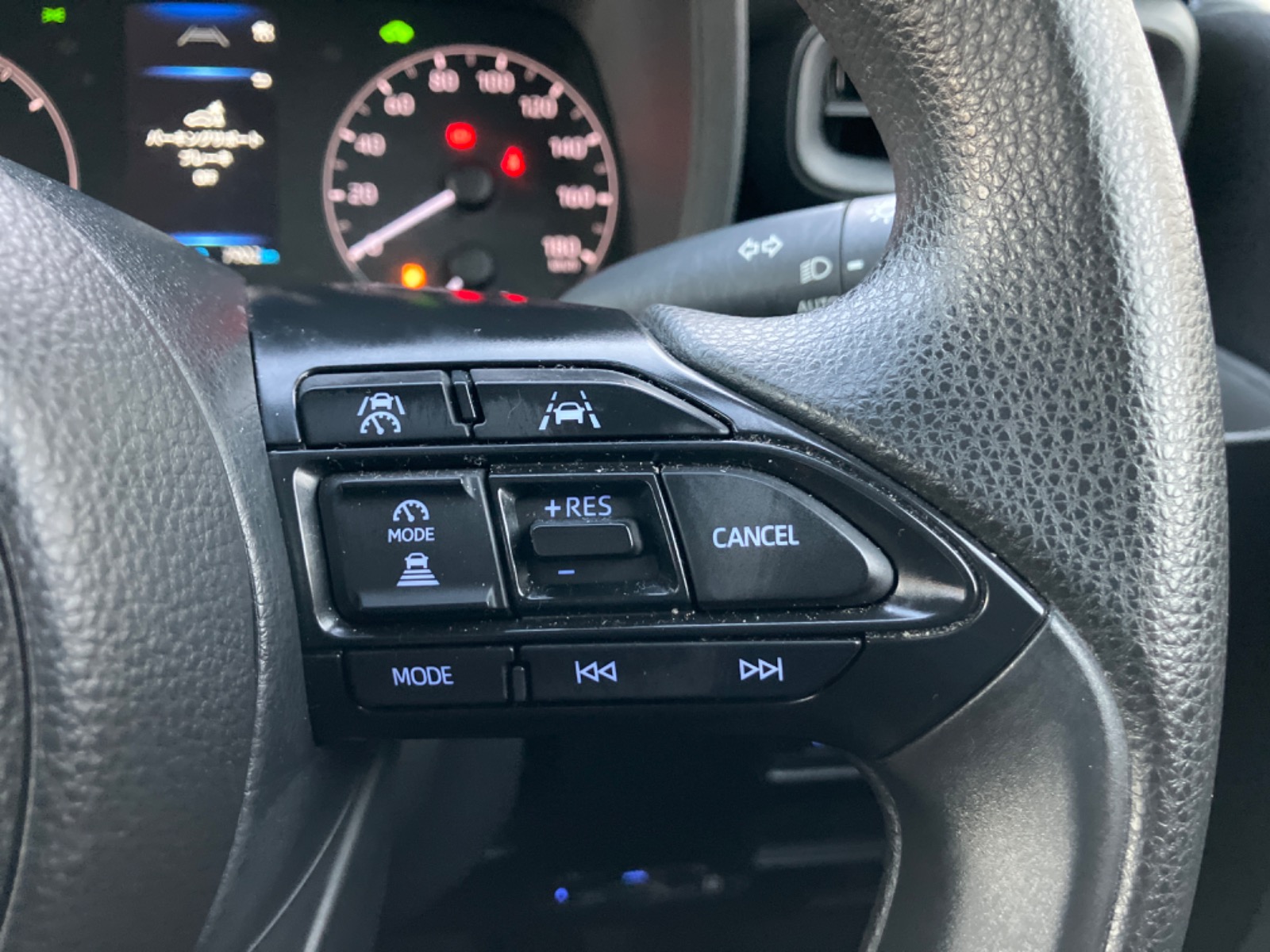 トヨタ シエンタ G HEV 1.5L 2WD(5人乗り) ハイブリッド 2024年式 ベージュ [2123]の詳細｜【KINTO ONE(中古車)】トヨタの中古車サブスク（フルサービスリース）