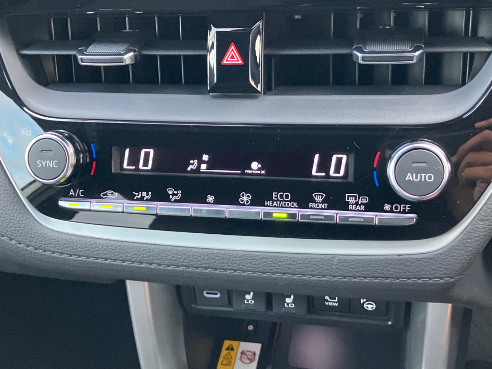 トヨタ カローラ クロス Z HEV 1.8L 2WD(5人乗り) ハイブリッド 2024年式 プラチナホワイトパールマイカ [1987]の詳細｜【KINTO ONE(中古車)】トヨタの中古車 ...